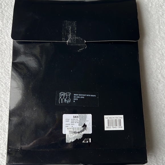 SKIMS | Tops | Skims Barely There Bodysuit With Snap | Poshmark